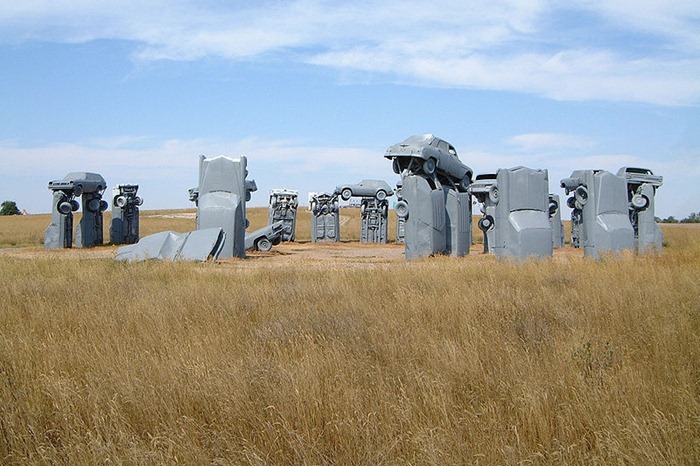 Carhenge: The Stonehenge of Vintage American Cars | Amusing Planet